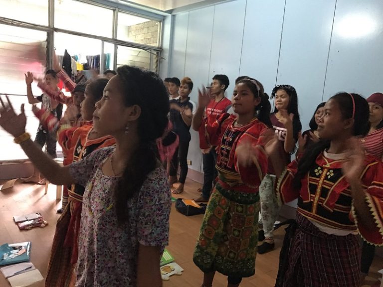 WATCH: Klase sa “Bakwit school” sa UP, inumpisahan na ngayong araw ...