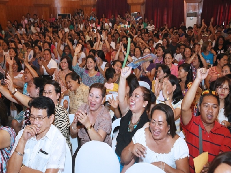 Mga kawani ng gobyerno may P5,000 ‘productivity bonus’ sa Dec. 15 ... Mga kawani ng gobyerno may P5,000 ‘productivity bonus’ sa Dec. 15 ...
