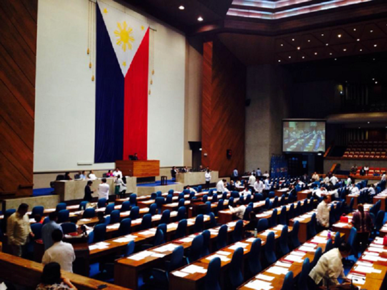 Panukalang 2019 budget, maipapasa ng Kamara sa pagbabalik ng sesyon - Speaker GMA | DZIQ Radyo ...