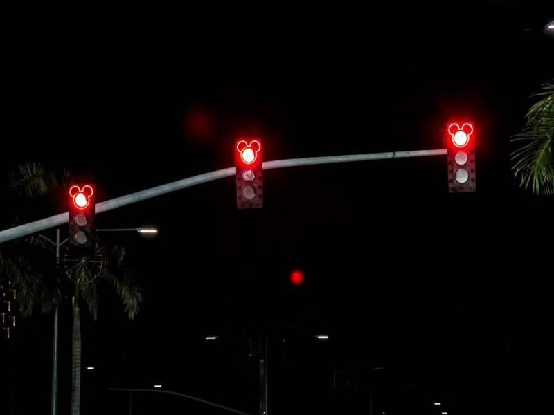 LOOK: Mickey mouse icon makikita sa mga traffic lights sa Metro Manila ...