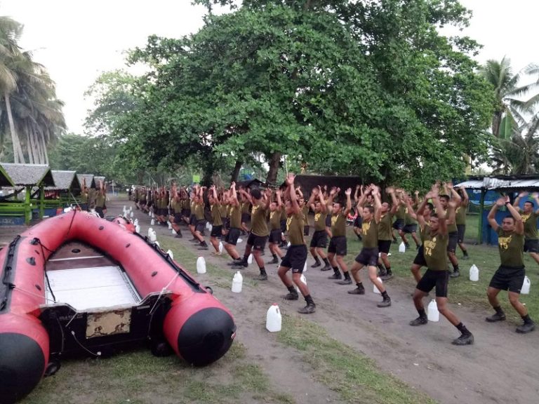 500 PNP personnel sumailalim sa water asearch and rescue training ...