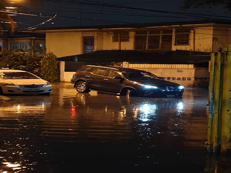Ilang bahagi ng Metro Manila at mga kalapit na lalawigan, nakaranas ng pag-ulan | DZIQ Radyo ...