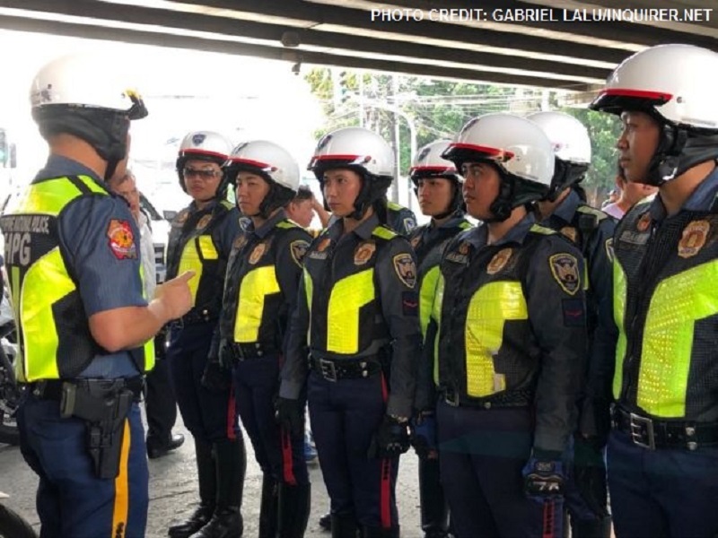PNP-HPG nagsimula nang magmando ng traffic sa EDSA | DZIQ Radyo ...