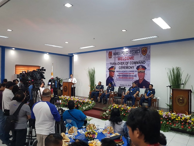 Bagong hepe ng Manila Police District pormal nang manunungkulan sa ... Bagong hepe ng Manila Police District pormal nang manunungkulan sa ...