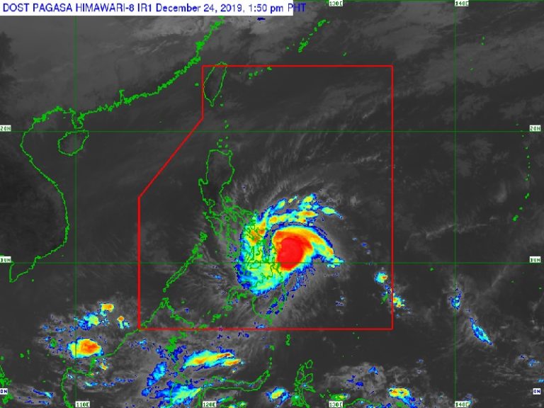 Bagyong #UrsulaPH, lumakas pa at isa nang typhoon - PAGASA | DZIQ Radyo Inquirer 990AM