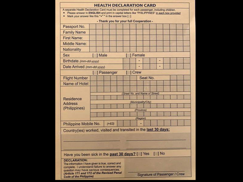 Health declaration cards ipamamahagi sa mga pasahero sa NAIA na galing ...