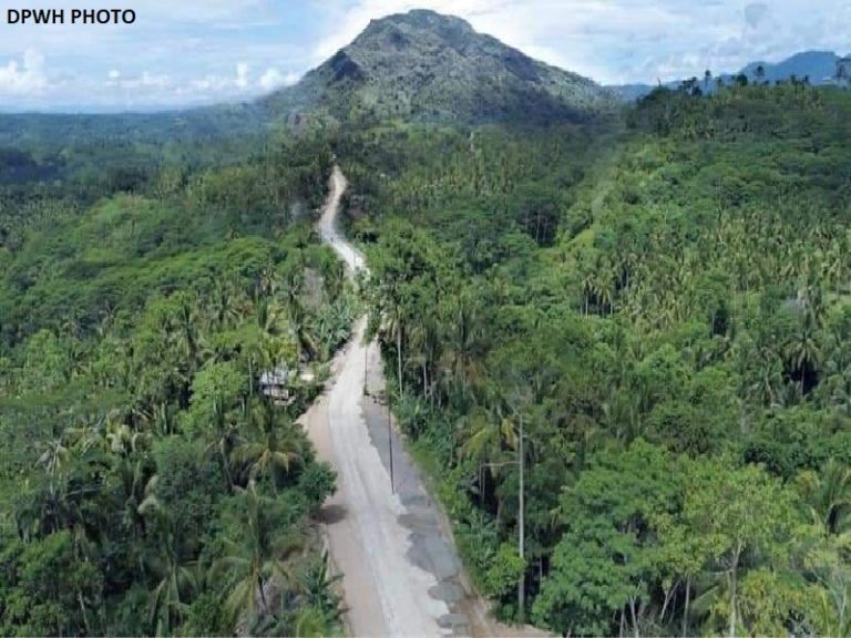 Ginawang kalsada patungong Mt. Mayapay sa Agusan del Norte, tapos na ...
