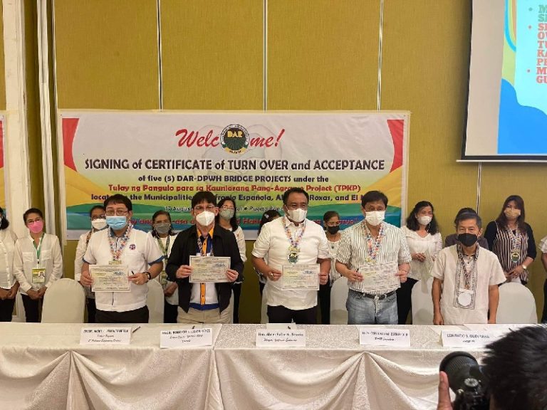 DPWH-DAR, nag-turnover ng limang bagong tulay sa Palawan | DZIQ Radyo ...